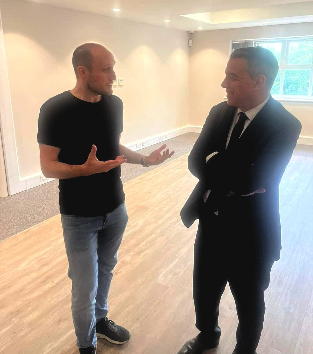 Shadow Sports Minister Jeff Smith MP Visits Manchester Maccabi – Jewish ...